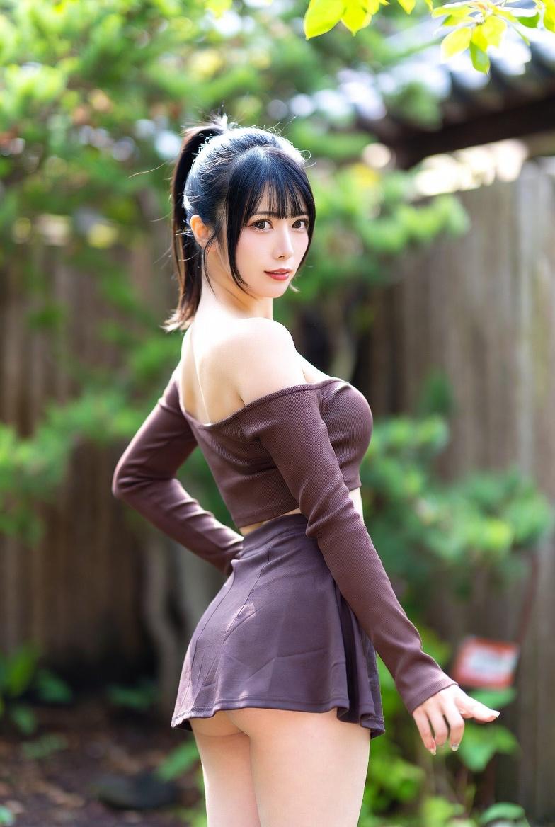 Eternal AI - Uncensored AI Image & Video Generator